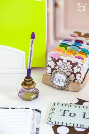 Rolodex In Artful Order: Paint Chip Crafts | InMyOwnStyle