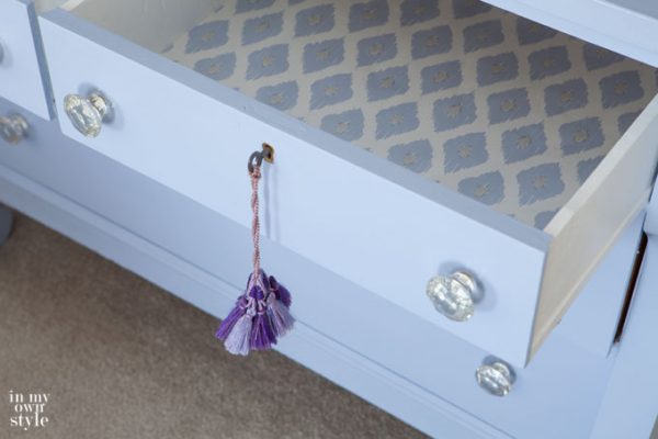 "The Easy Trick" on How to Line a Drawer - In My Own Style