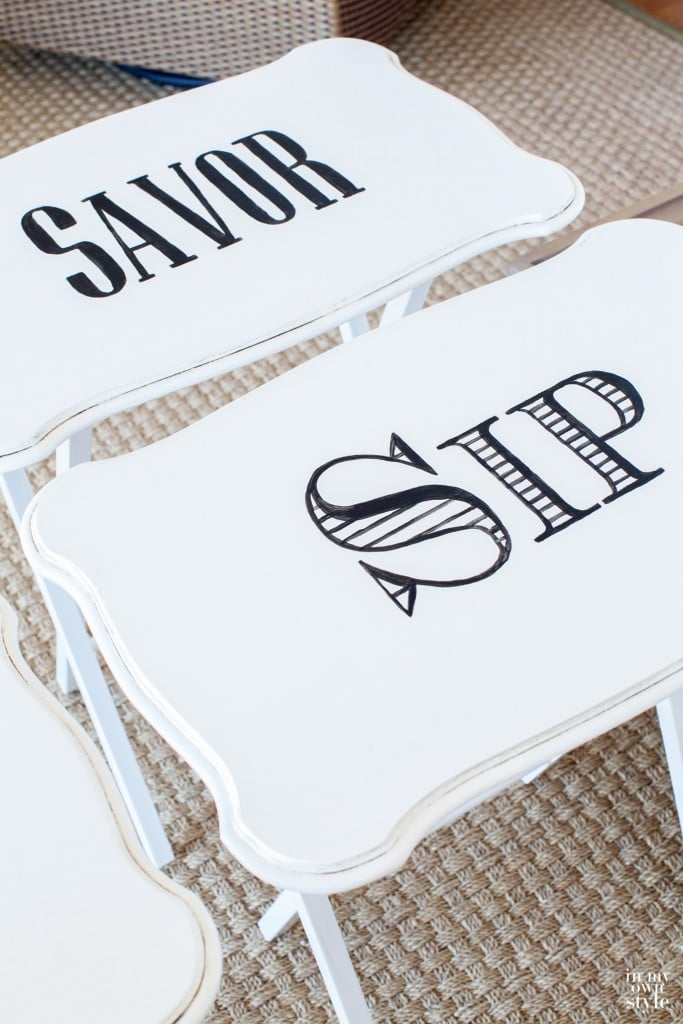 How To Decoupage Furniture: A Step-By-Step Guide (With Pictures) - In ...