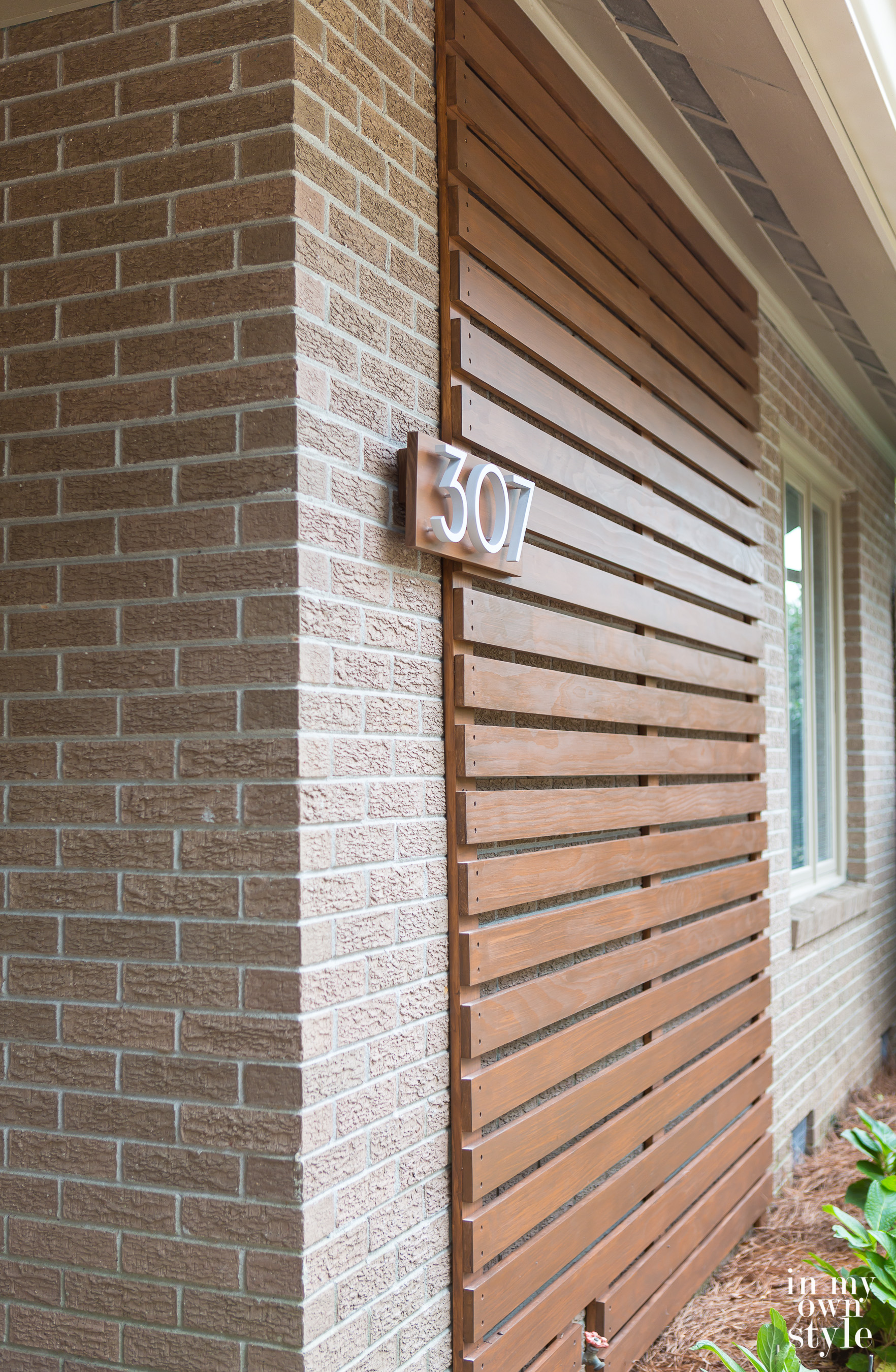 How to Attach Floating Modern House Numbers To A Home's Exterior - In ...