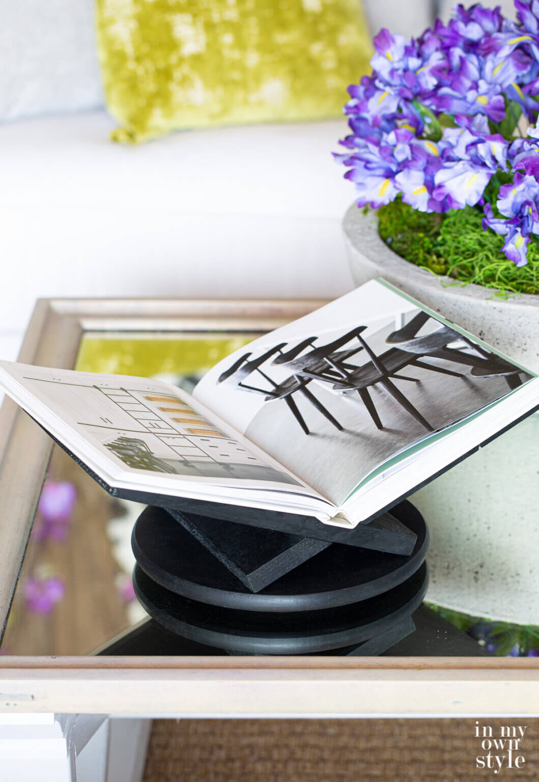 DIY: X Shape Open Book Stand that Spins - In My Own Style