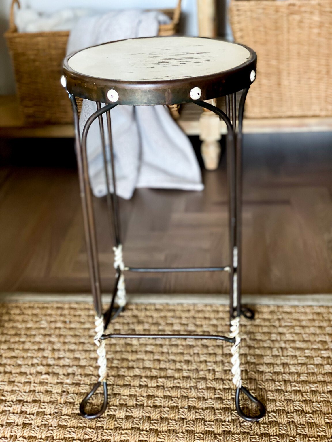Repurpose a Bar Stool Into a Unique Table - In My Own Style