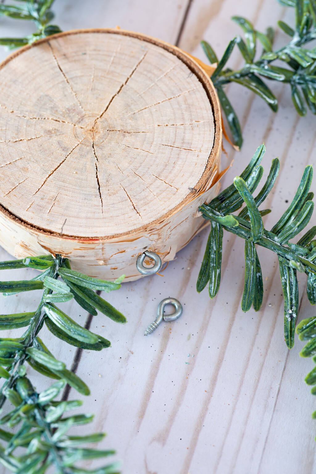 A Holiday Evergreen Wreath Alternative - In My Own Style