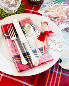 Fun & Festive Christmas Dinner Table Setting - In My Own Style