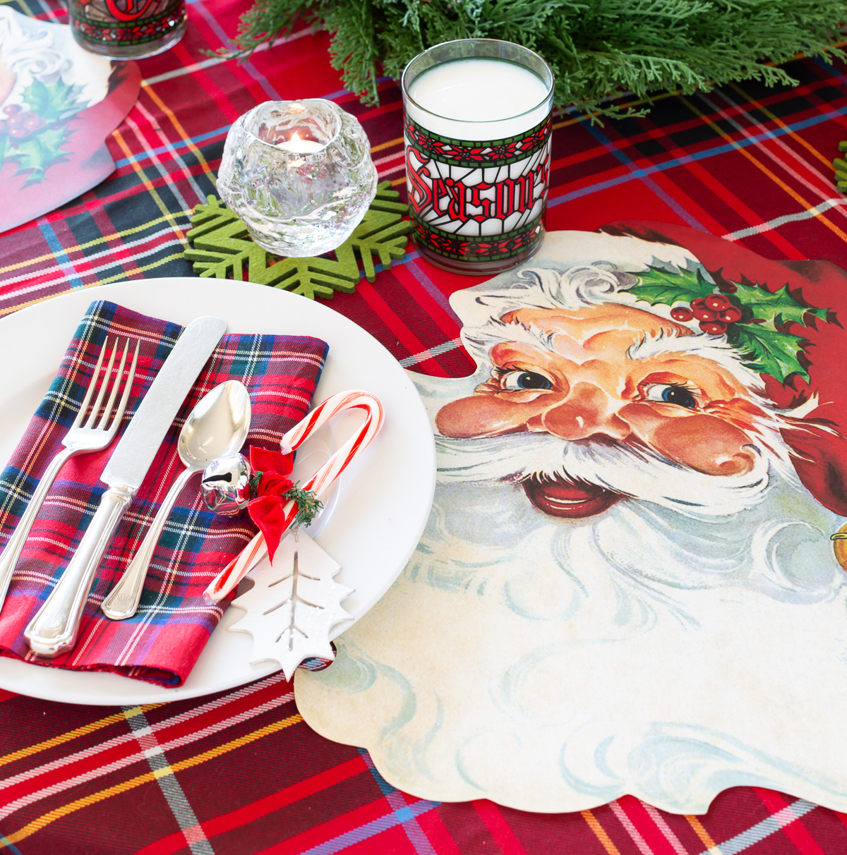Fun & Festive Christmas Dinner Table Setting - In My Own Style