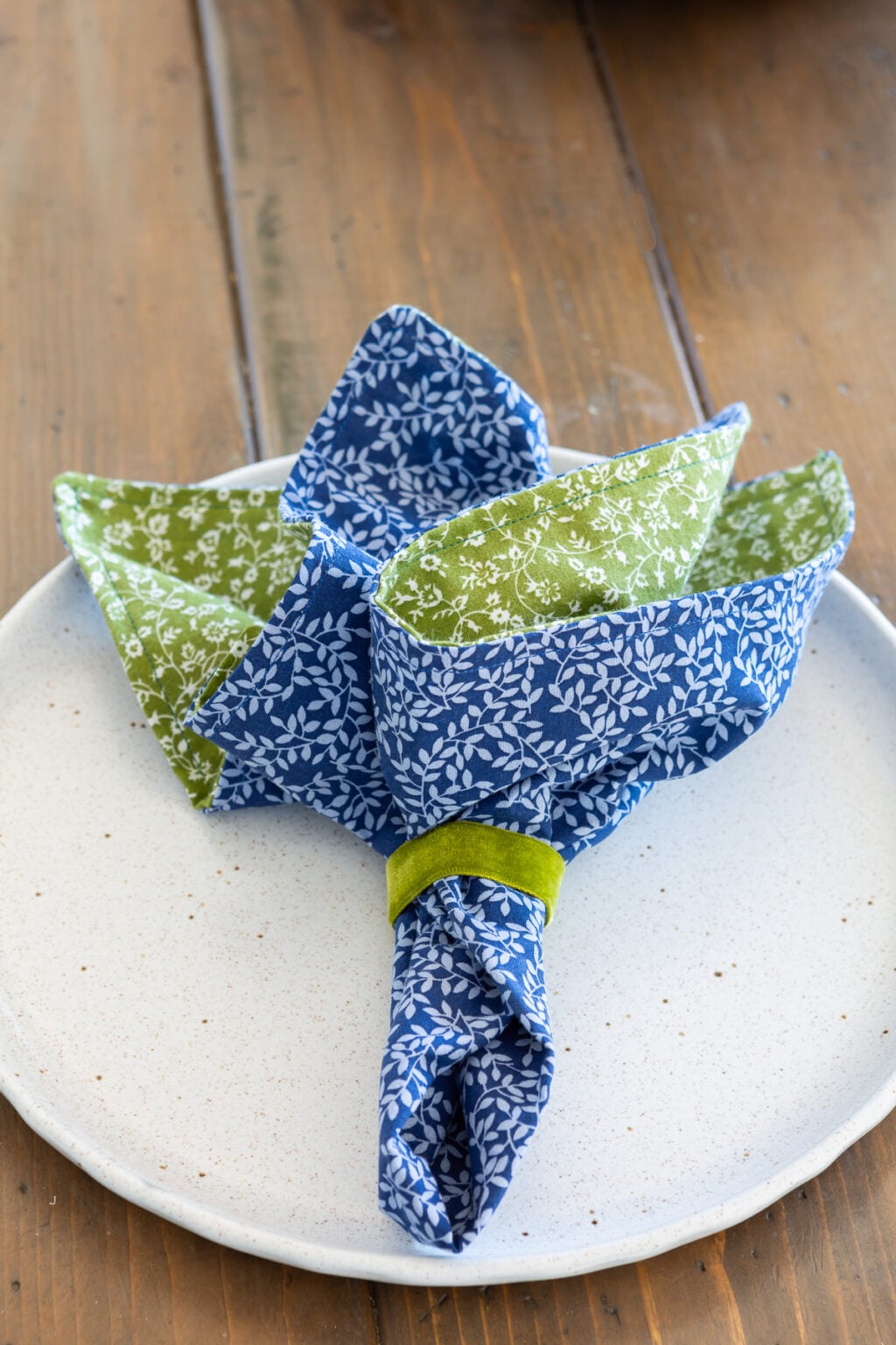 The Joy of Making Colorful Cloth Napkins the Easy Way - In My Own Style